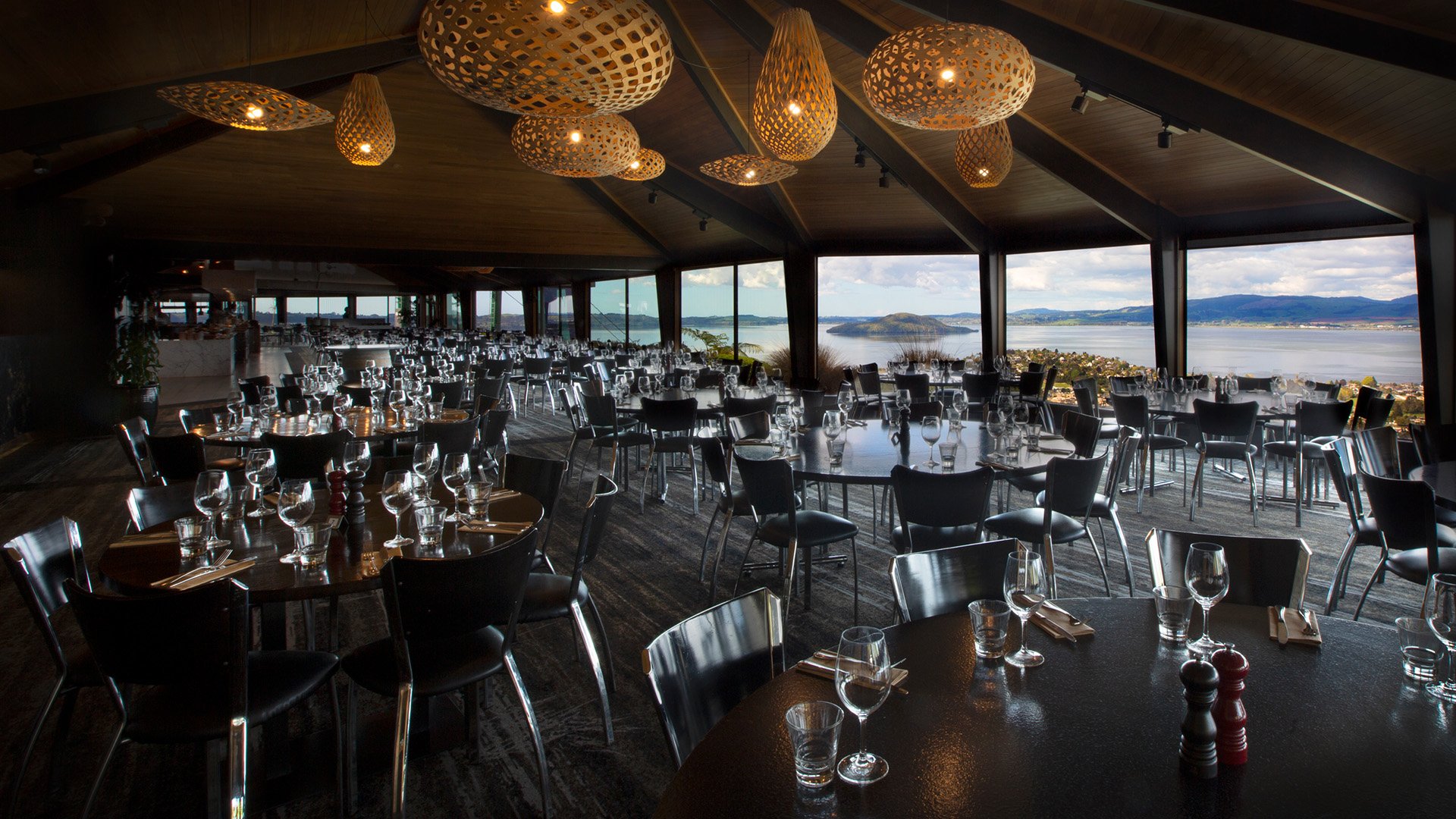 Stratosfare Restaurant & Bar | Rotorua Events & Venues