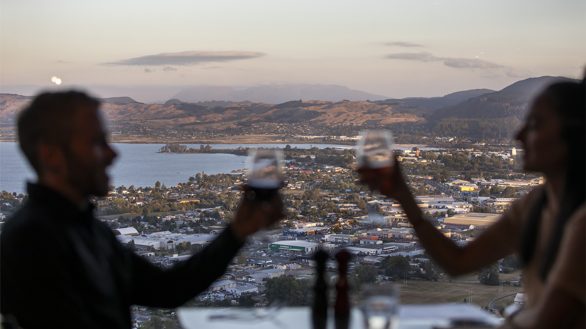 Stratosfare Restaurant & Bar | Skyline Rotorua